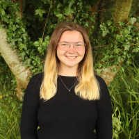 Emma Tubbs | Runner, Edit tech, Camera Assisstant | The Talent Manager