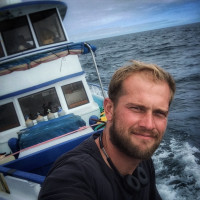 Tom Whitworth | Series Director / Self shooting PD / Edit Producer ...