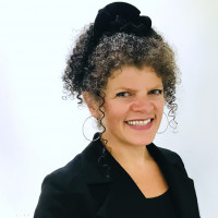 SARAH ELIZABETH BROOKS | Series Producer/Edit Producer | The Talent Manager